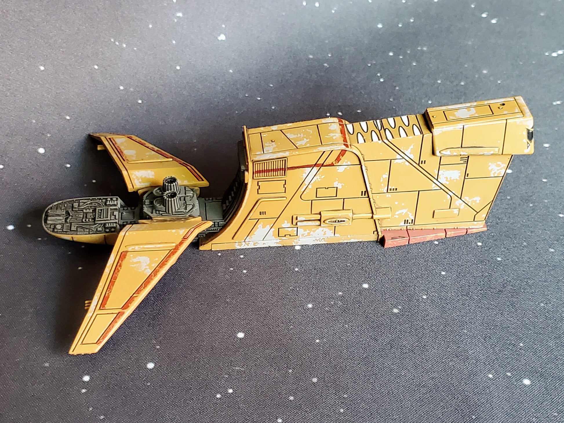 X-Wing Miniatures YV-666 Light Freighter – Hobbut.com