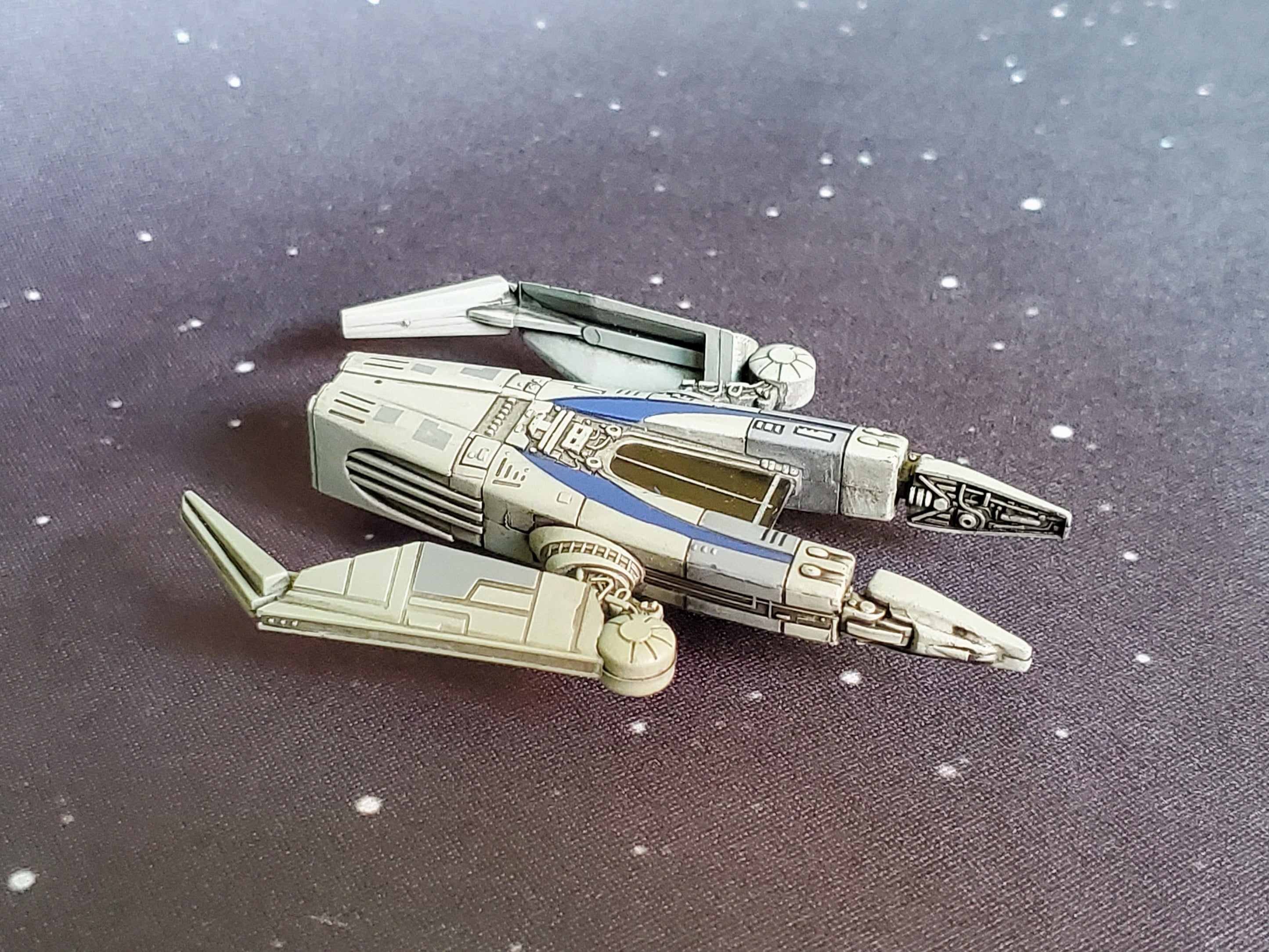 X-Wing Miniatures Aggressor Assault Fighter (IG-2000) – Hobbut.com